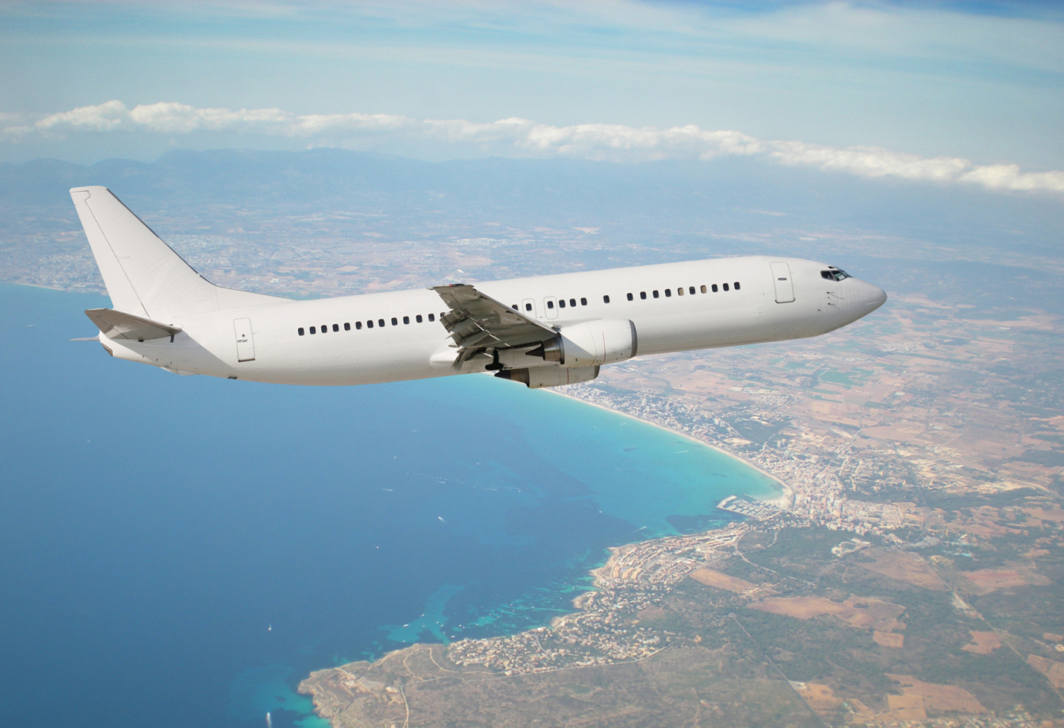 When to Choose Nonstop vs. Connecting Flights